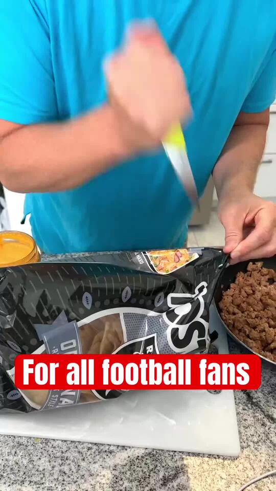 Easy football snacks you can make in a chip bag - NewsBreak