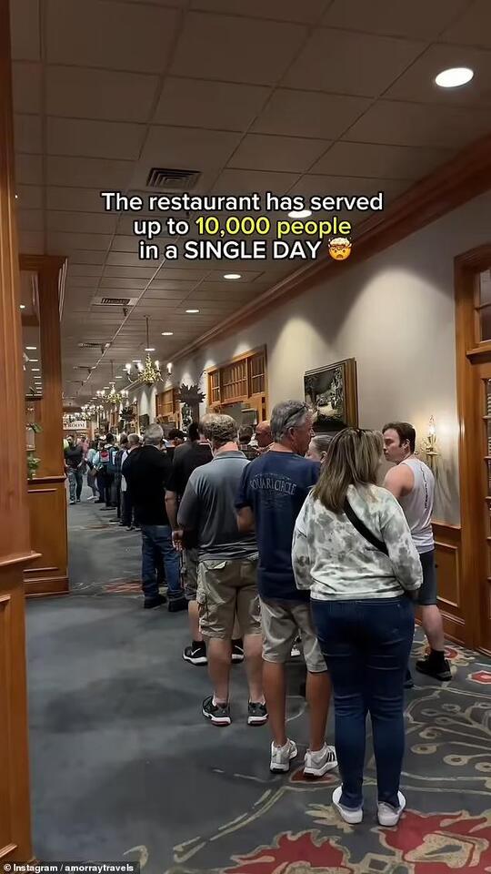 I went to America's biggest buffet - what it's really like for the $13. ...