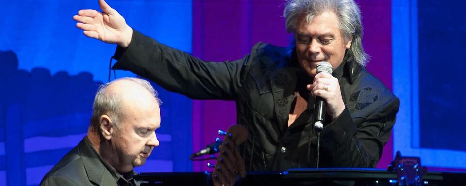 Born on This Day in 1938, the Blind Keyboardist Nicknamed “Pig” Who ...