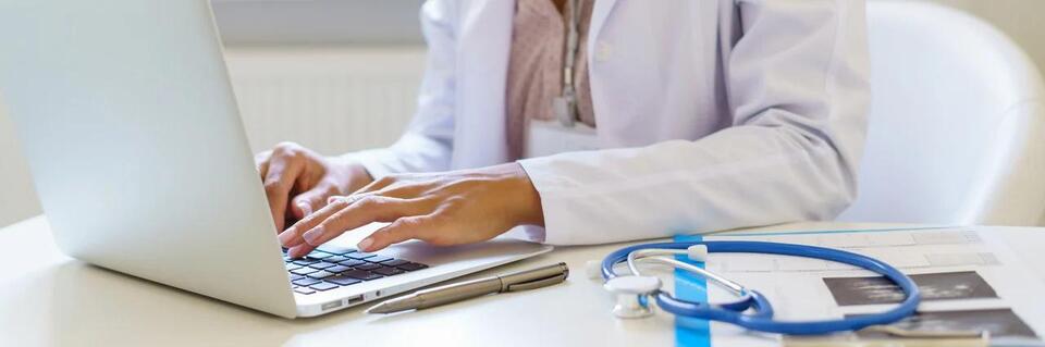 Epic gains more ground in hospital EHR market share, widens its lead ...
