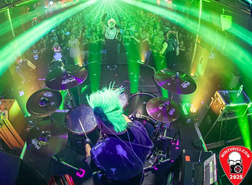 Powerman 5000 Live in Flint, MI at The Machine Shop - NewsBreak