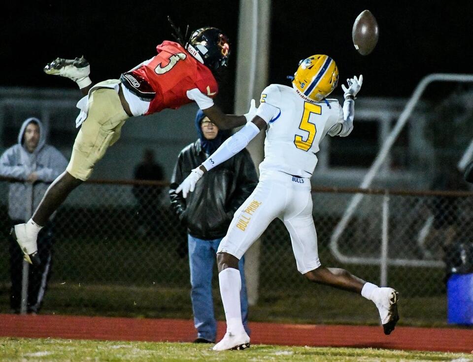 WR Calvin Russell III signs, gives Syracuse highest-ranked class ever ...