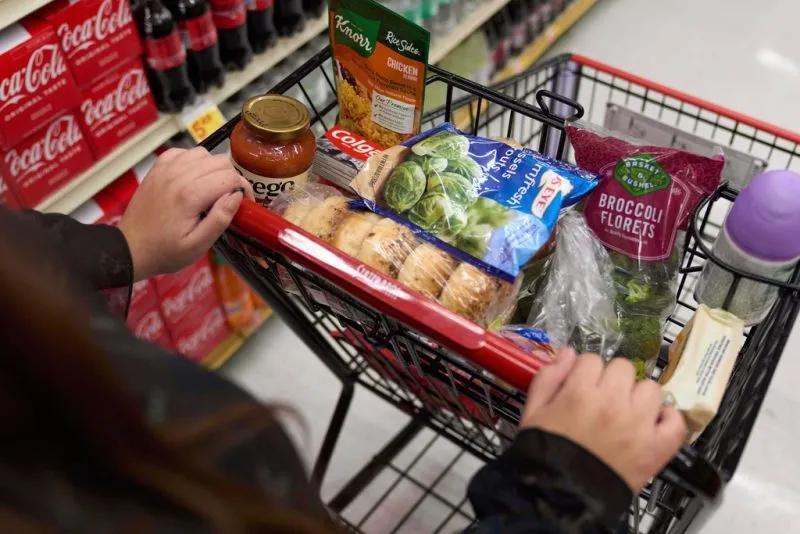 Trump administration posts notice that no federal food aid will be ...