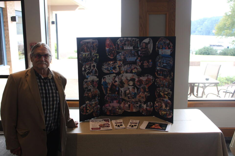 100 Women Who Care keep bellies full with hefty donation to Second ...