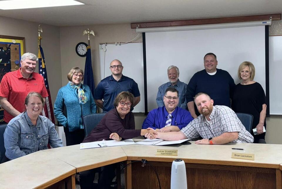 Charter school advances after contract signing - NewsBreak
