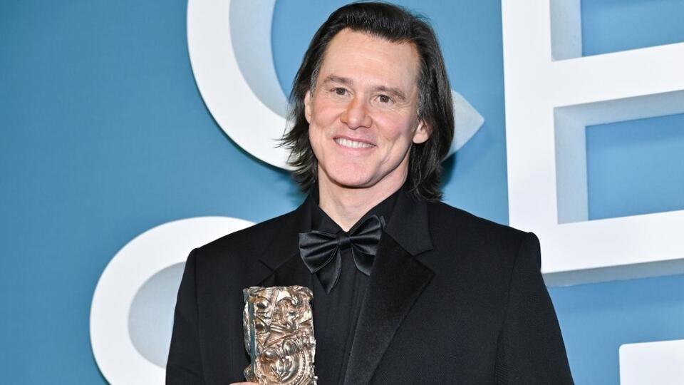 ‘Alexis Stone as Jim Carrey’ Trends as Makeup Artist Makes Wild Claim ...