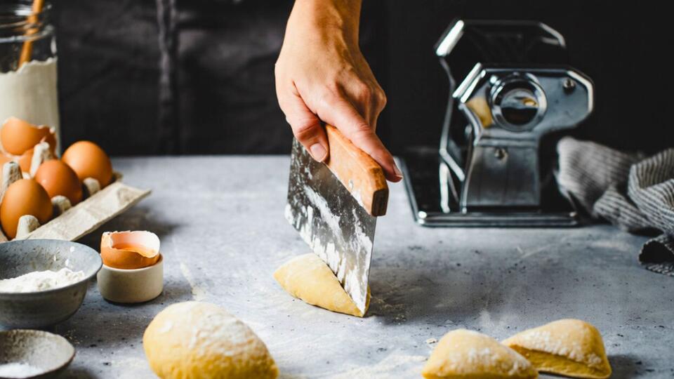 The vintage kitchen tool you should grab if it’s under $5 (it saves ...