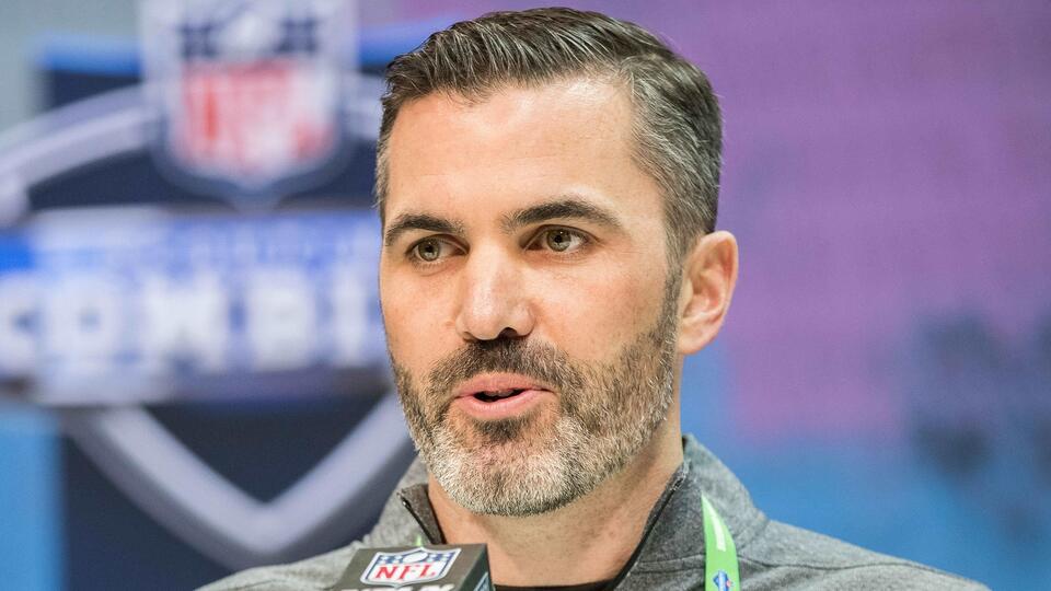 Kevin Stefanski brings ex-QB to Falcons as his offensive coordinator ...