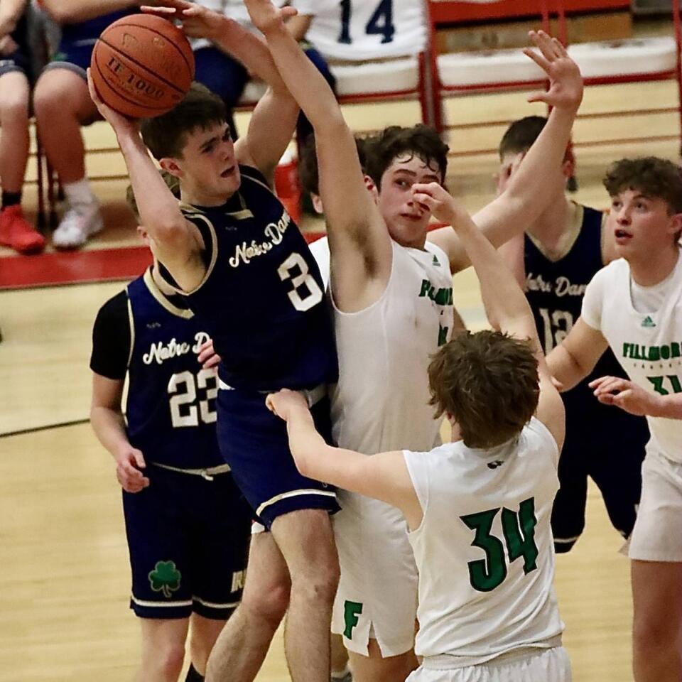 Notre Dame topples #1 seed to advance to final in Class C3 - NewsBreak