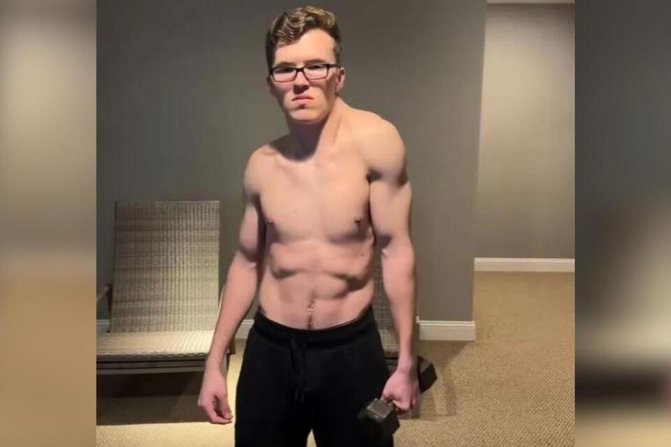 This TikTok Teen Only Trains Half of His Body—Here’s Why - NewsBreak