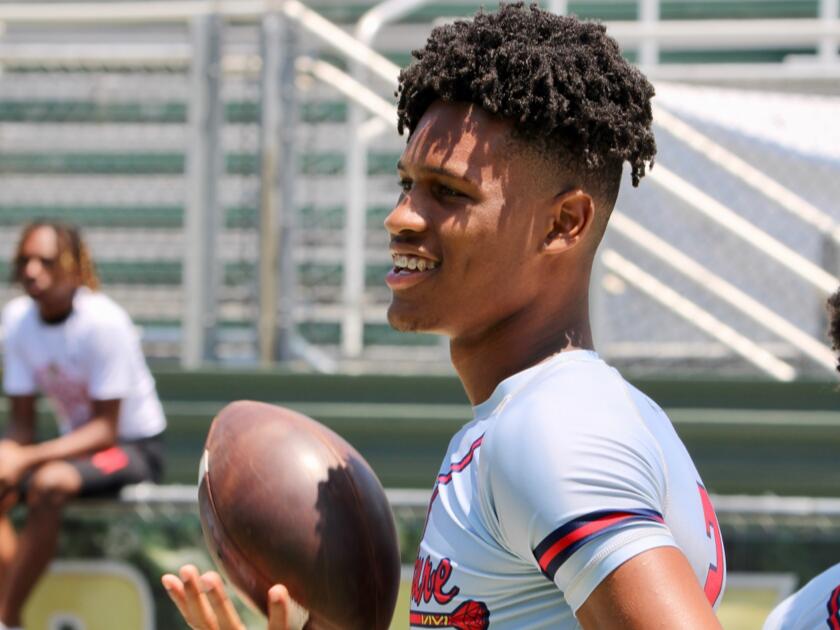 Newsstand: Notre Dame QB commit Deuce Knight claims state championships ...