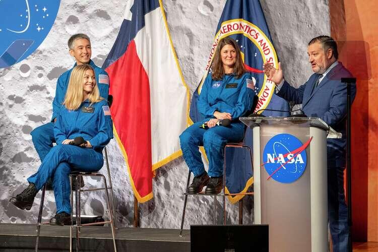 Houston native among new class of NASA astronauts - NewsBreak