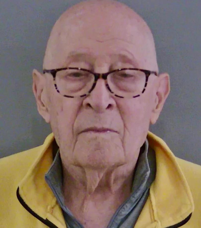 89-year-old Villager arrested at Lake Sumter Landing - NewsBreak