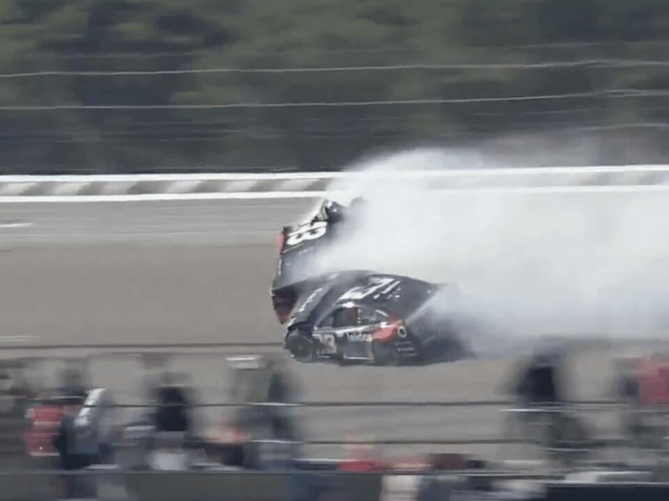 “I Don’t Know If I’m Alright” – Onboard Video From Erik Jones’ Brutal ...