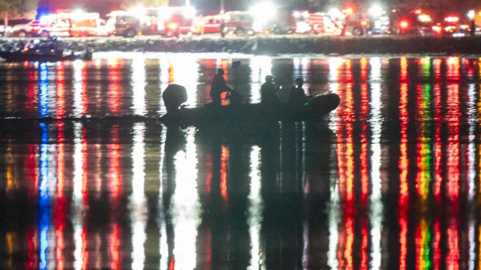 Black boxes recovered from Potomac River following American Airlines ...
