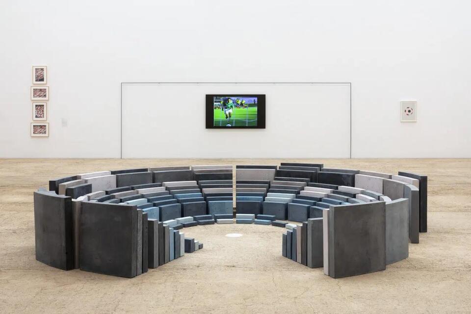 New Exhibition at Mexico City’s Jumex Museum Draws Parallels Between ...