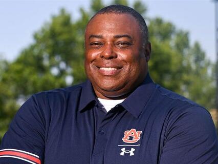 Auburn men come up one point short of a track national title