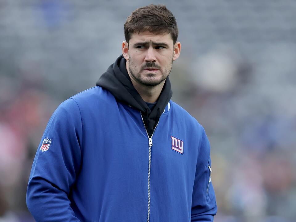 New York Giants’ Daniel Jones Breaks Silence on Massive Fight vs ...