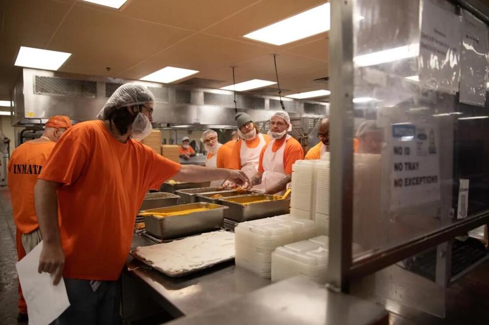 Oklahoma looks to privatize prison food service - NewsBreak