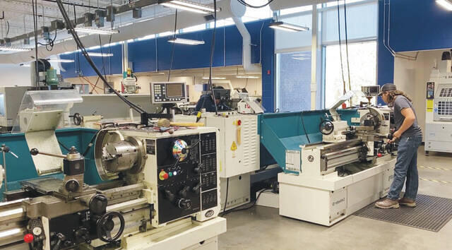 Future machinists can ‘get paid to learn’ as part of apprenticeship - NewsBreak