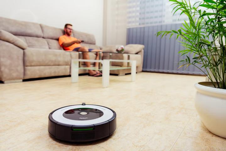 Roomba-Maker iRobot's Shares Plunge Over 80% In Monday Pre-Market: What ...