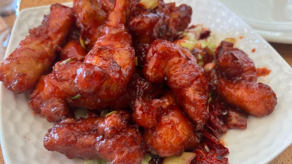 Are Chicken Wings Really Bad For You? Experts Weigh In - NewsBreak