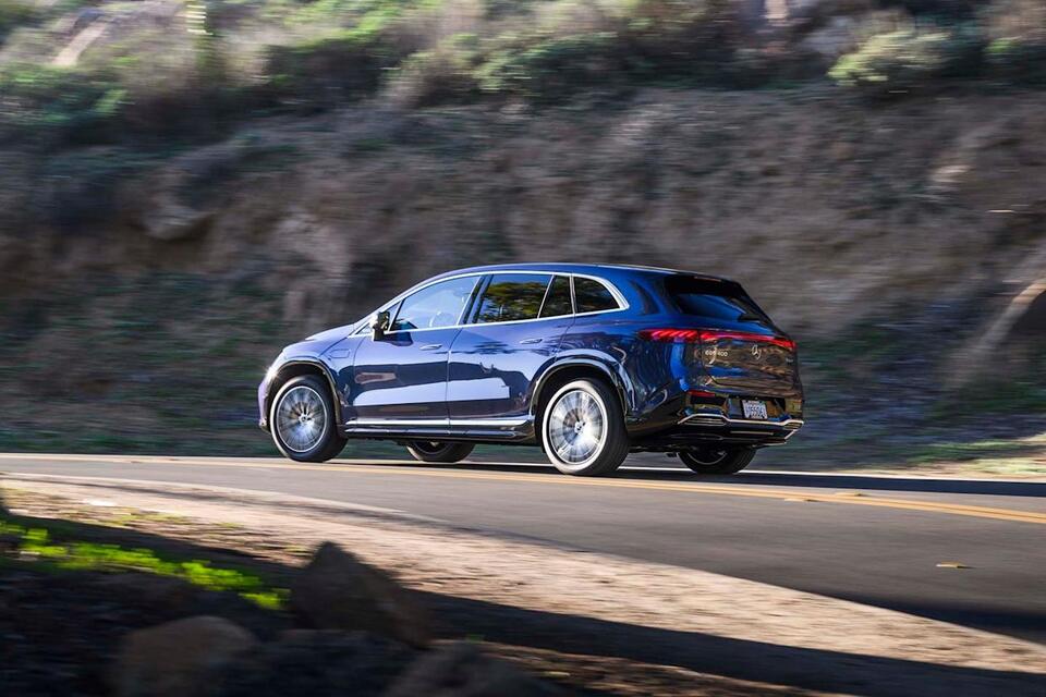 View Exterior Photos of the 2026 Mercedes-Benz EQS400 4Matic SUV ...