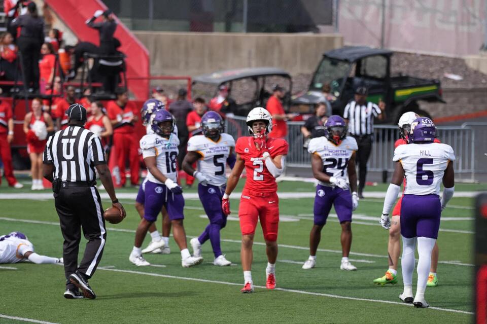 The battle of the Cinderellas face off in the semifinals to advance to ...