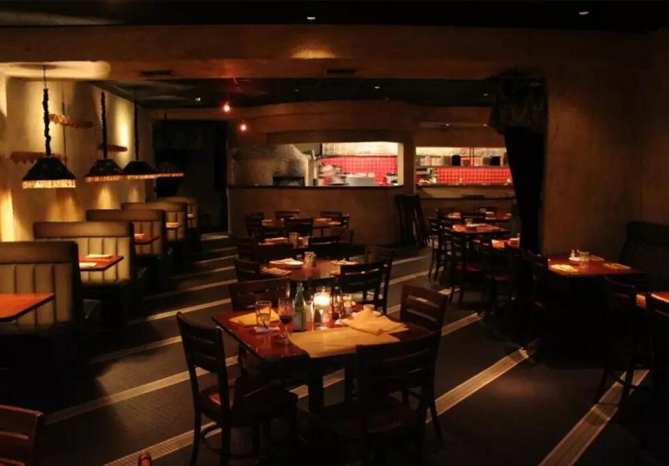 Iconic 121-Year-Old New York Eatery Closes, Beloved By Hollywood ...
