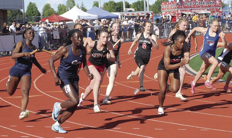 Track: Two Panther relays take first at state - NewsBreak