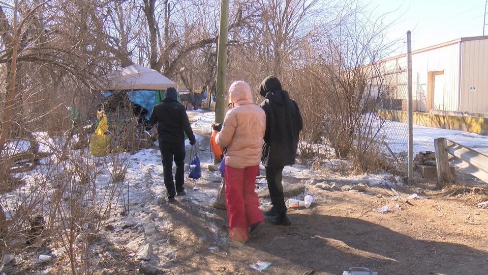 IMPD checks on homeless as bitter cold brings danger - NewsBreak