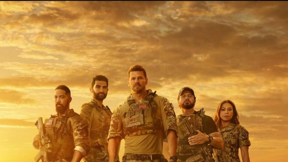 What happens to Lisa Davis in SEAL Team? Her rank, love life, and ...