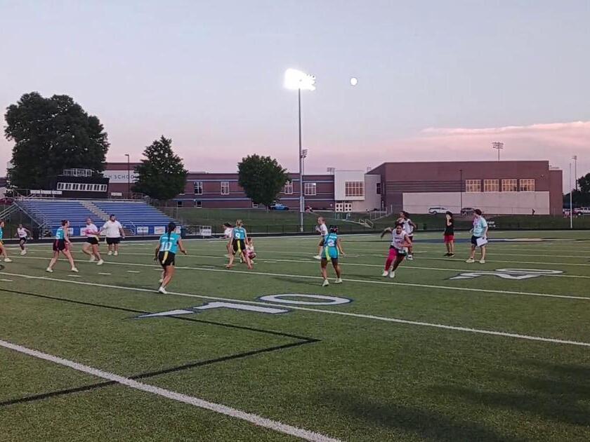Liberty seniors score during jamboree powder puff championship.mp4