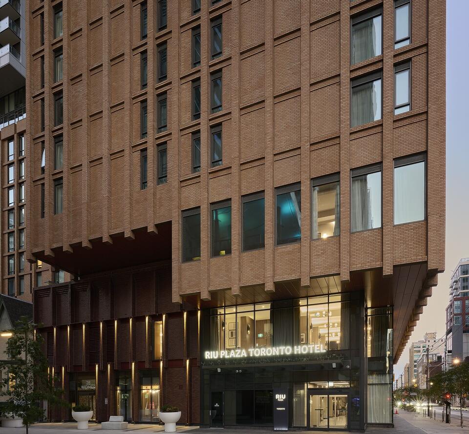 RIU Opens Its First Hotel in Canada: the Riu Plaza Toronto - NewsBreak