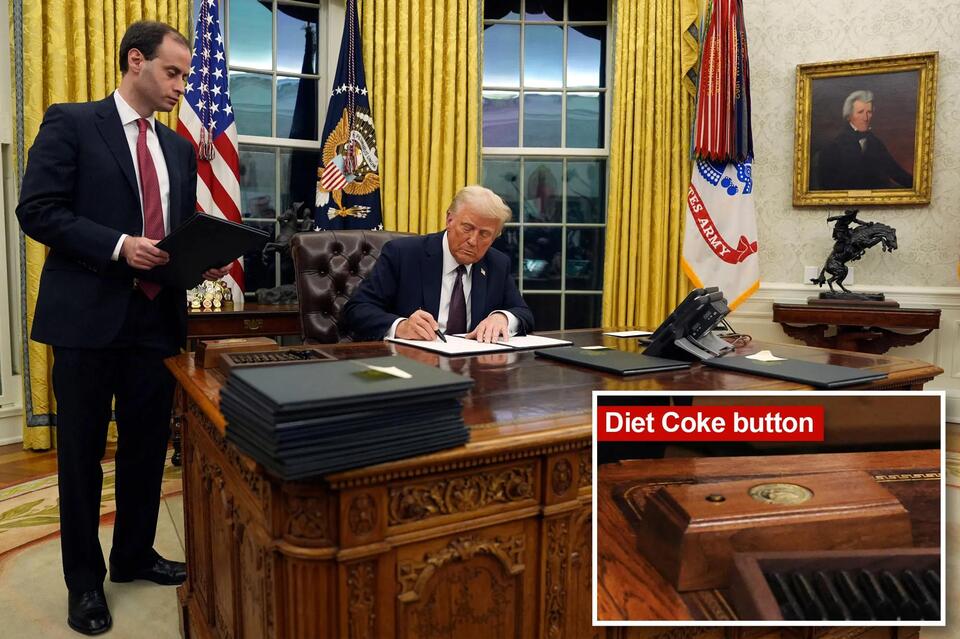 The Diet Coke button returns to the Oval Office after Trump ...