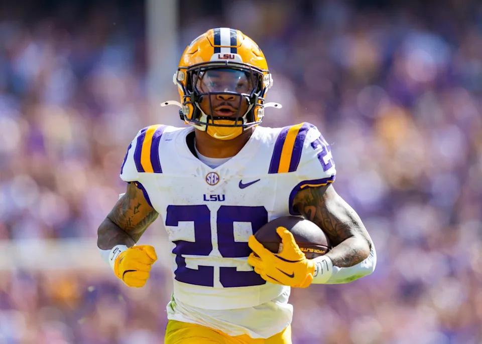 LSU Tigers lose another elite skill player in the 2027 recruiting class ...