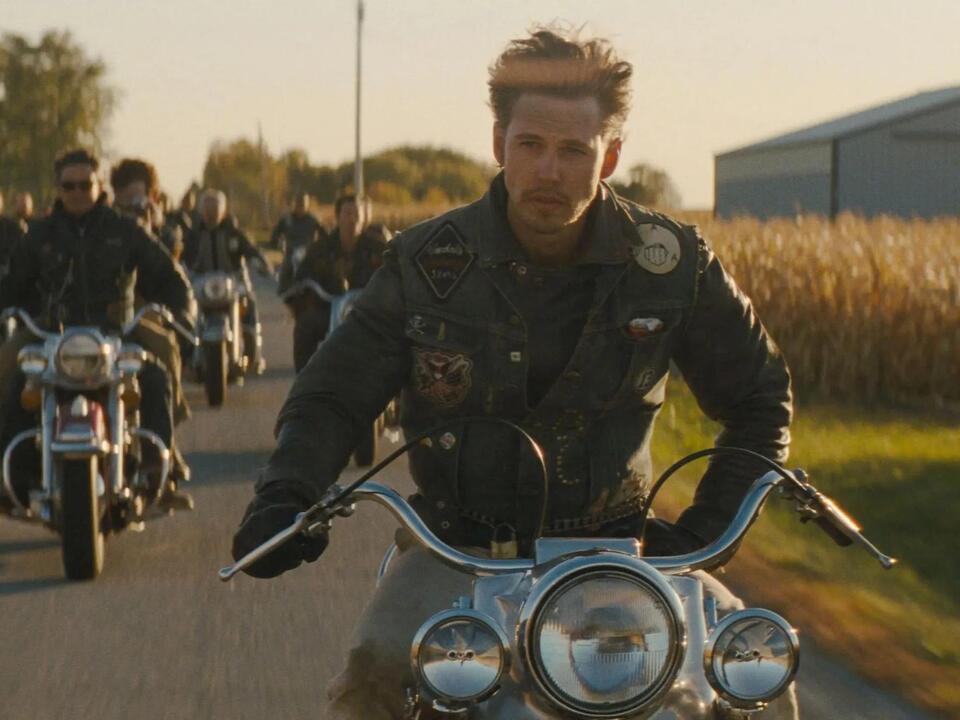 Austin Butler credits his dad for preparing him for biker gang role in ...