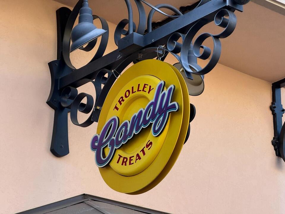 Trolley Treats Construction Walls Come Down, Revealing New Flat Sign at ...
