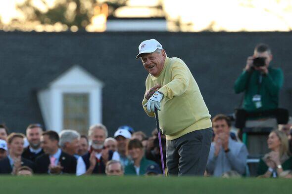 Jack Nicklaus nearly hits patrons with errant Masters honorary tee shot ...
