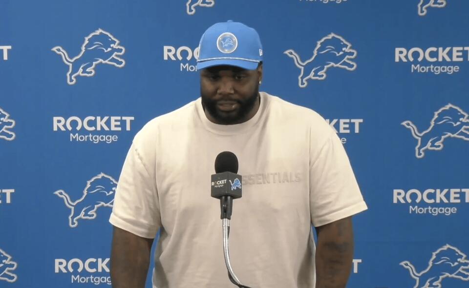 DJ Reader Shares Epic Story About Meeting With Detroit Lions - NewsBreak
