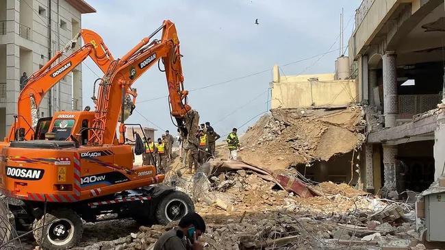 At Least 100 Killed In Mosque Bombing - NewsBreak