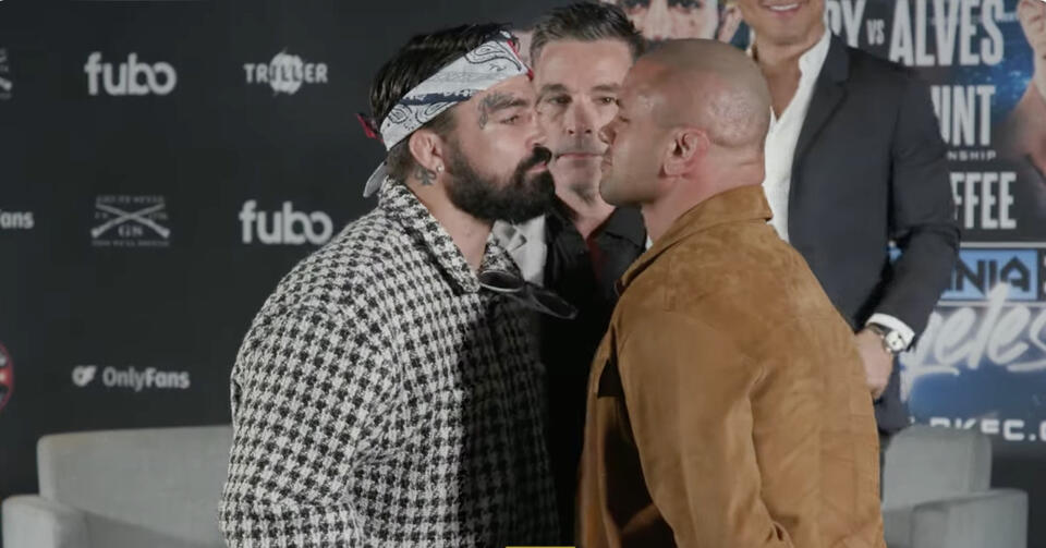Mike Perry vs Thiago Alves staredown, full press conference video ...