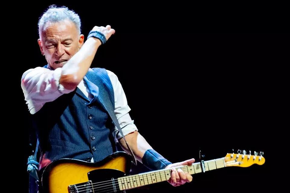 Bruce Springsteen Sets New Personal Records With World Tour - NewsBreak