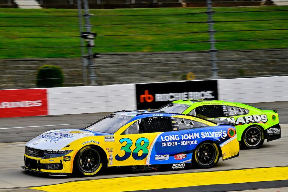 Front Row Motorsports: Martinsville Speedway Race Report – Noah Gragson ...