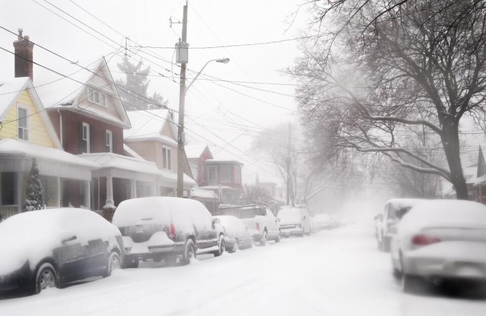 Huge winter storm causes mass transit disruptions, flight cancellations ...