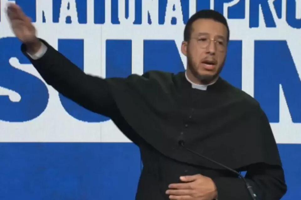Michigan Priest Fired After Mimicking Musk Nazi Salute Newsbreak