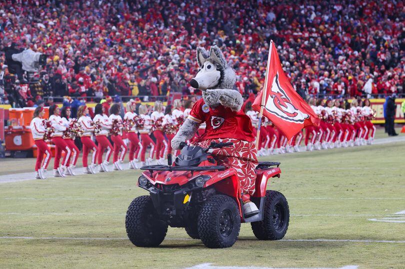Super Bowl viewers only just realizing why Kansas City Chiefs mascot is ...