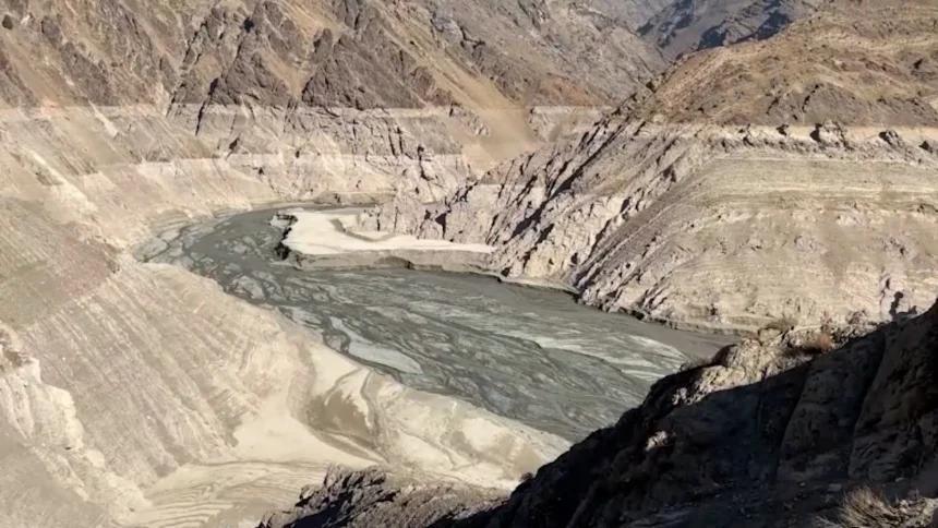 ‘You can see the bottom of the dams’: Iran faces worst water crisis in ...