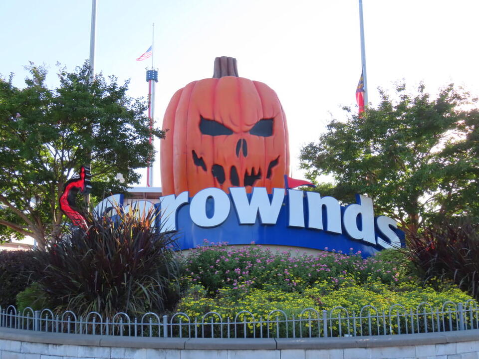 Review: SCarowinds 2025 Takes Significant Step Forward - NewsBreak