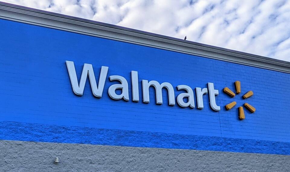 Ocala woman sues Walmart over slip-and-fall in aisle - NewsBreak
